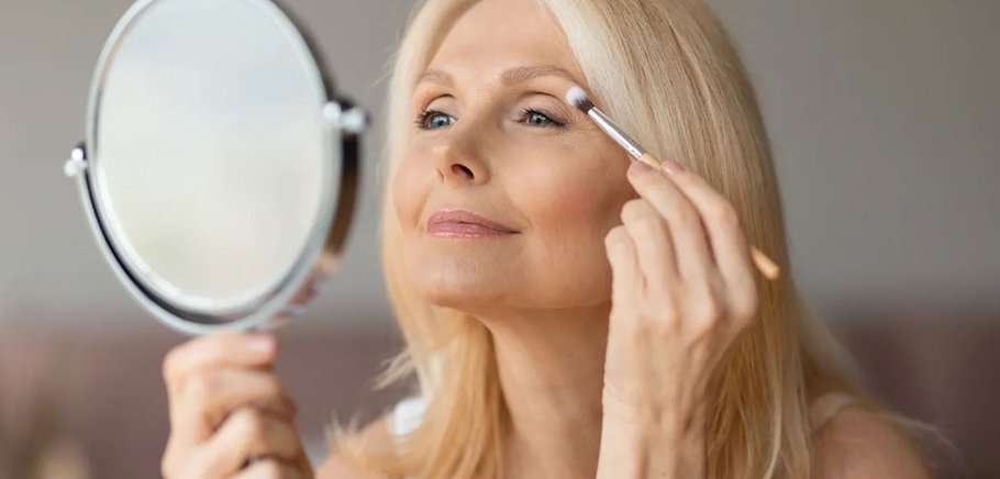 Strahlend schön: Welches Make-up bei Falten? | L’Oréal Paris